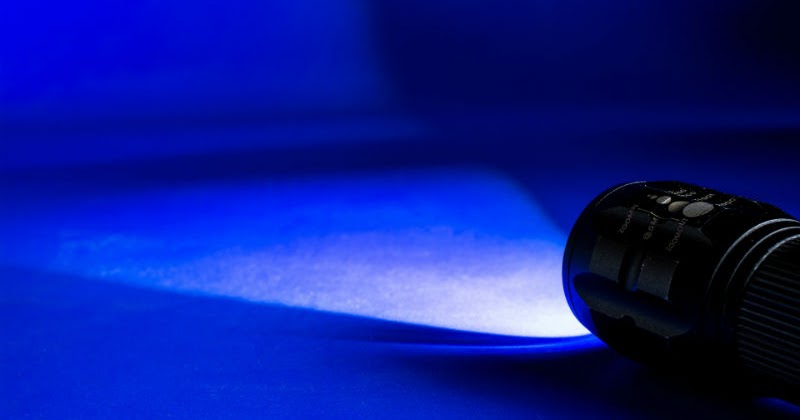 Colored Light Science Experiment | Preschool Powol Packets