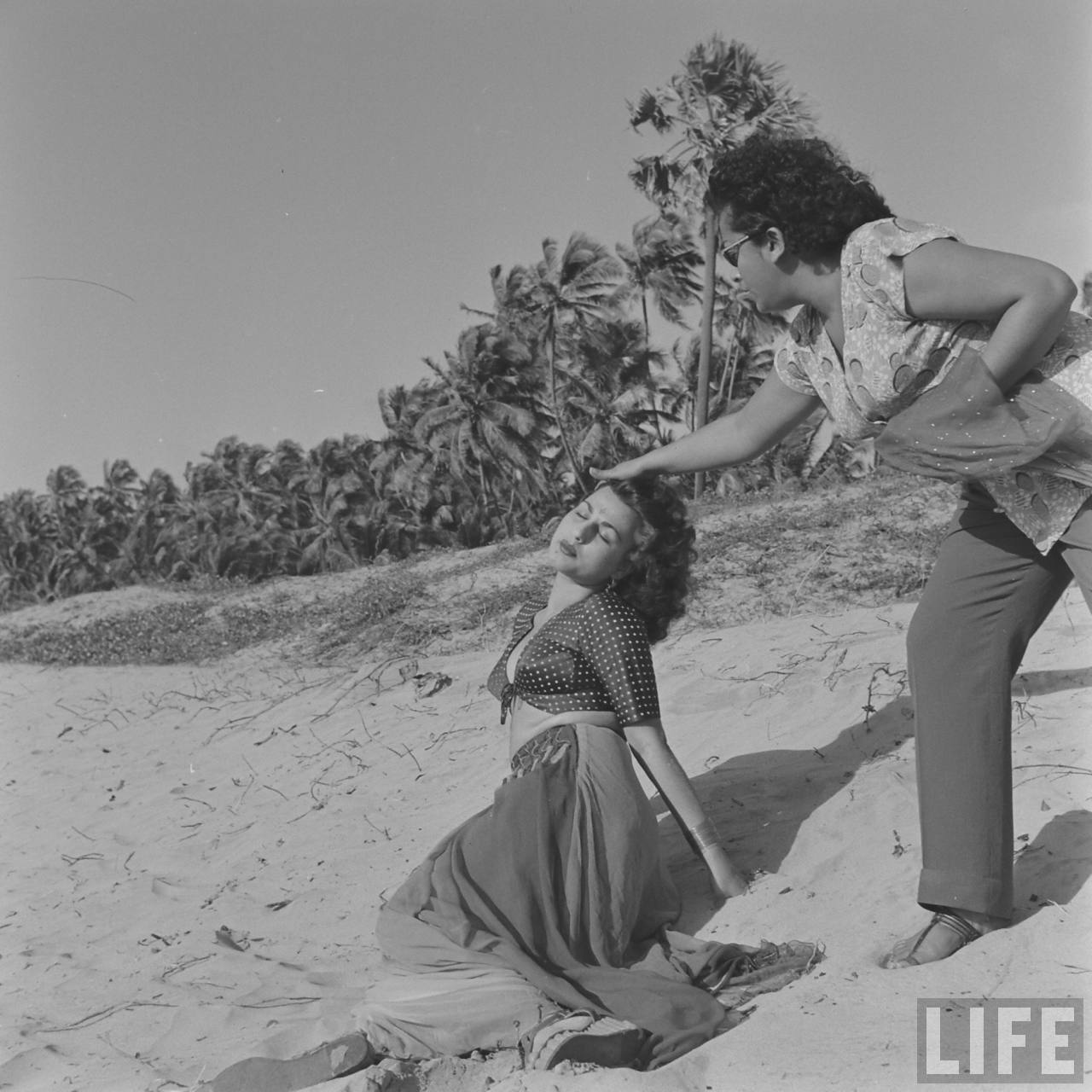 Hindi Movie Actress Begum Para Outdoor Photoshoot by James Burke in ...