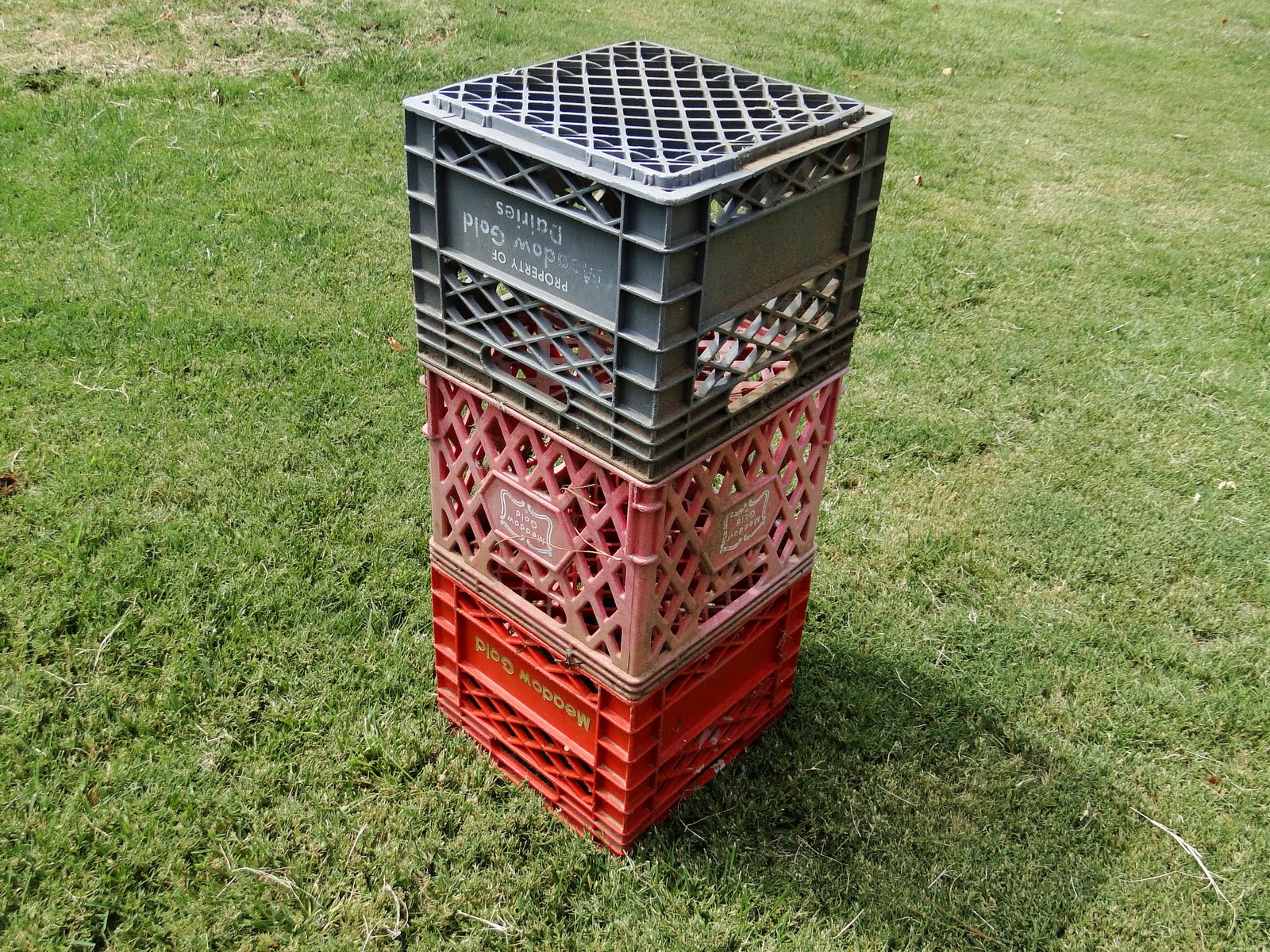 Quirky Essentials: QUIRKY: Upcycled Milk Crate Project