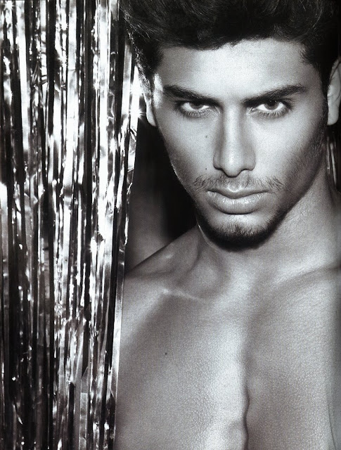 Fashion 4 men: Jesus Luz