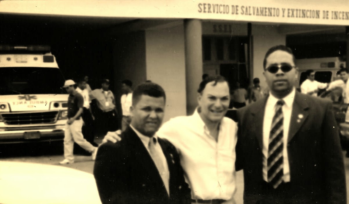 EMS SOLUTIONS INTERNATIONAL marca registrada: Dr. Ramon REYES, MD, EMT ...