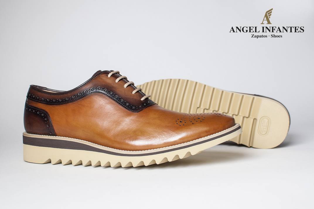 Ángel Infantes y su inspiración híbrida llena de elegancia su colección ...