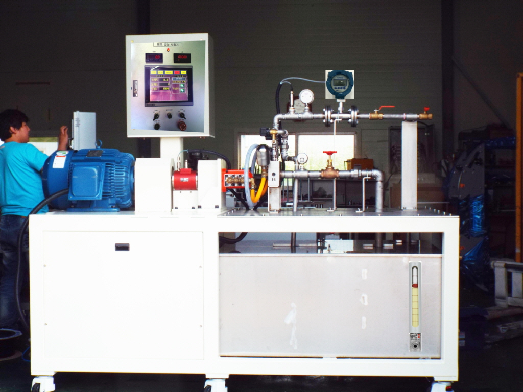 Fluid Test: PUMP PERFORMANCE TEST FACILITY