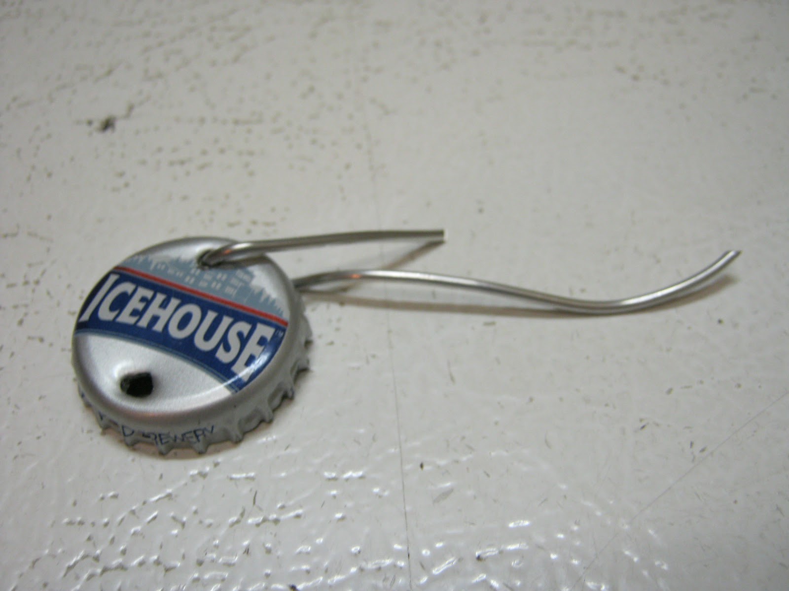 Trina is artsy fartsy: How To Make a Bottle Cap Wind Chime