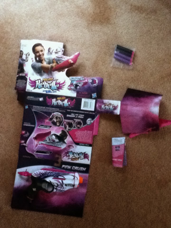 Outback Nerf: Nerf Rebelle Pink Crush Review (20m Aus Grey Trigger)