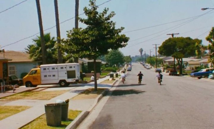 FilmingSpot - TV & Movie Filming Locations: Because It's Friday