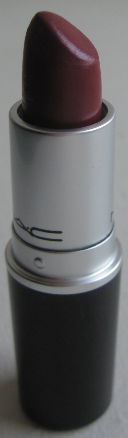 Kajal Couture: MAC Must-Haves: Party Line Lipstick