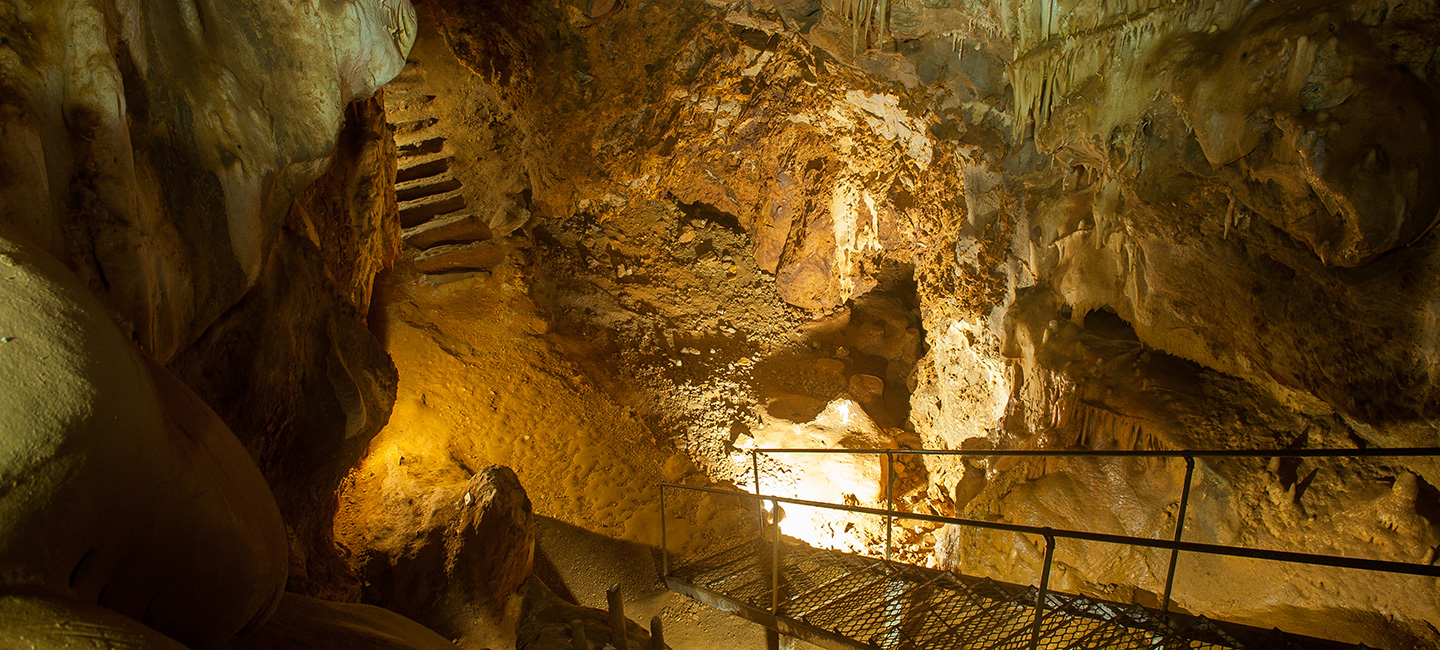 Geo - Conceição : CAVERNA DE BOTUVERÁ EM SANTA CATARINA.
