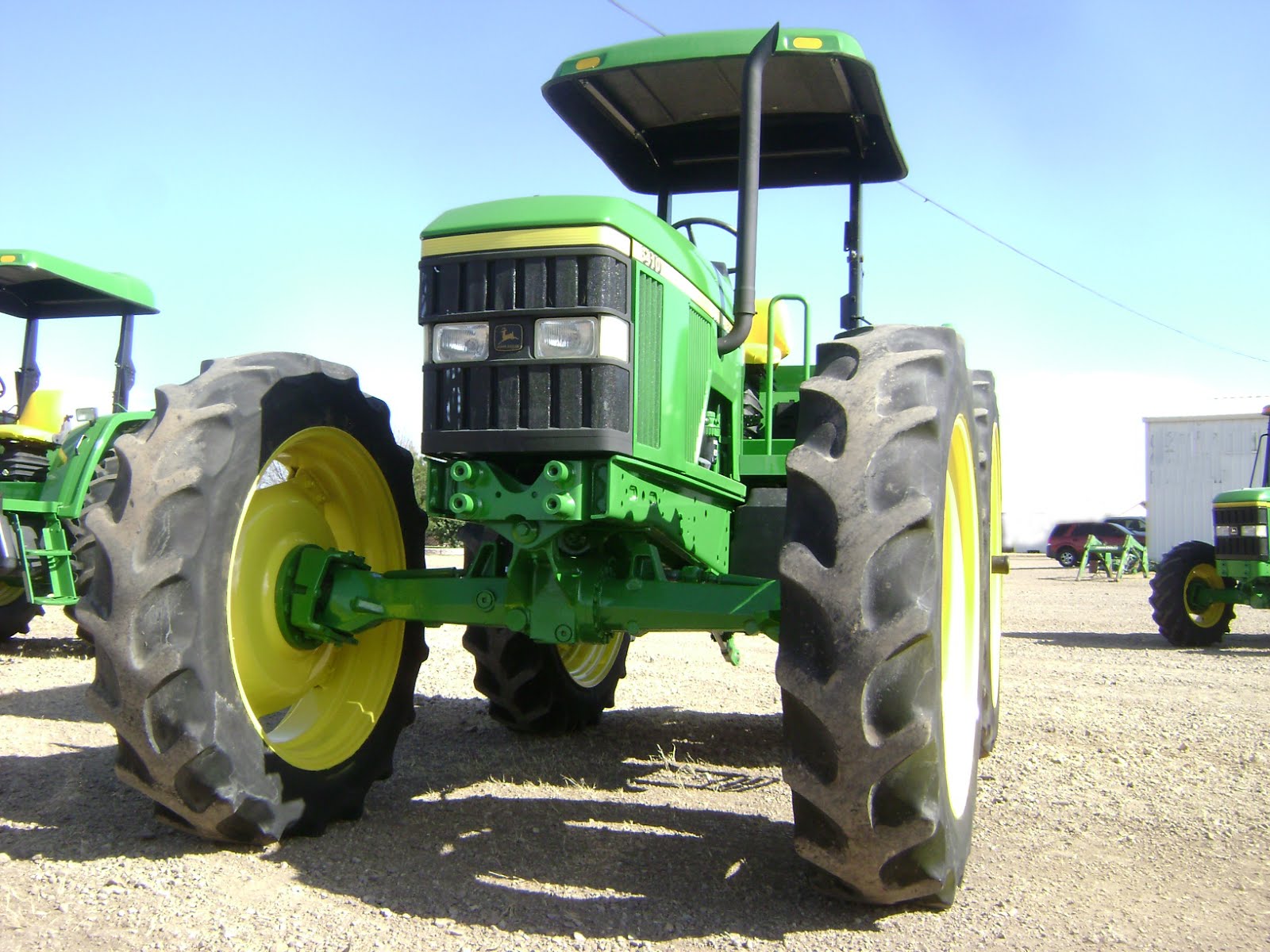 MAQUINARIA AGRICOLA INDUSTRIAL: Tractor John Deere 6410 $24,000 Dlls ...