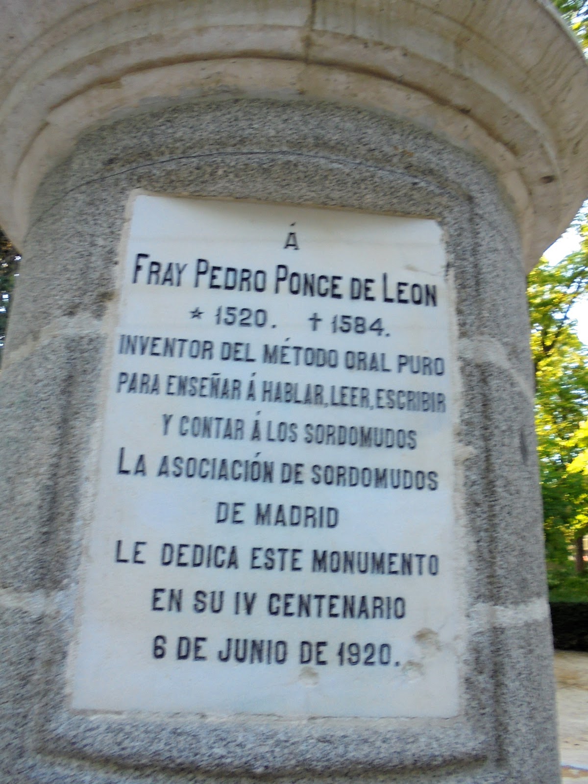 MADRID EN SUS PLACAS: FRAY PEDRO PONCE DE LEÓN