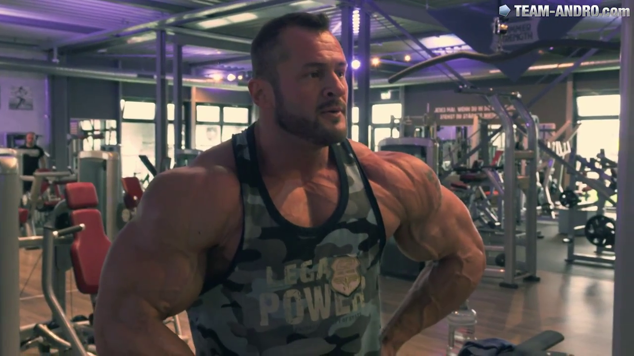 Muscle Lover: Super-Heavyweight bodybuilder Alexej "Mr. Biceps" Kauz ...