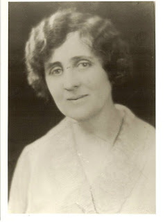 Hanging from the Family Tree: Fearless Females - Religion