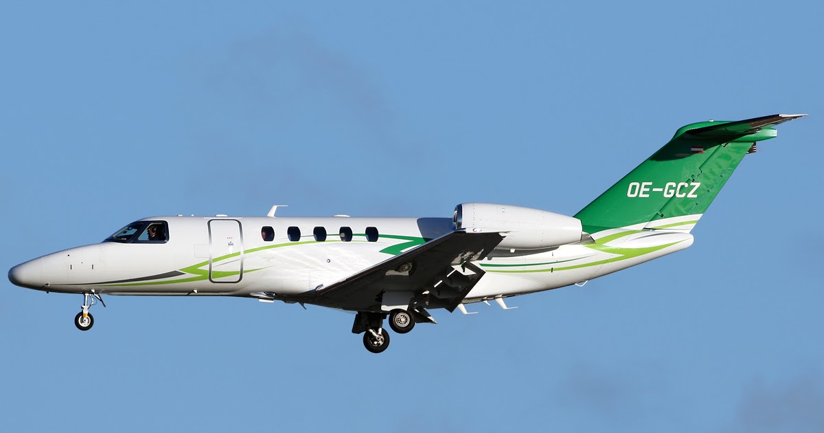 WORLD AIRCRAFT IMAGES by Terry Wade: OE-GCZ C25C AOJ EGKK (London ...