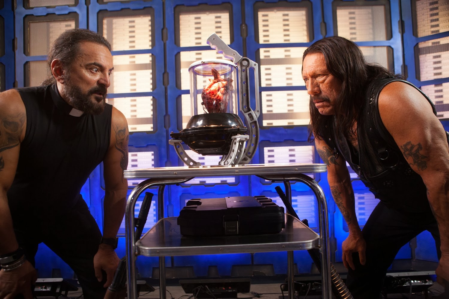 El Programator: Machete kills