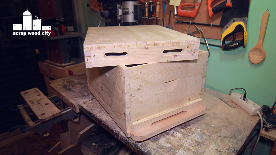 scrap wood city: How to make a DIY beehive part A