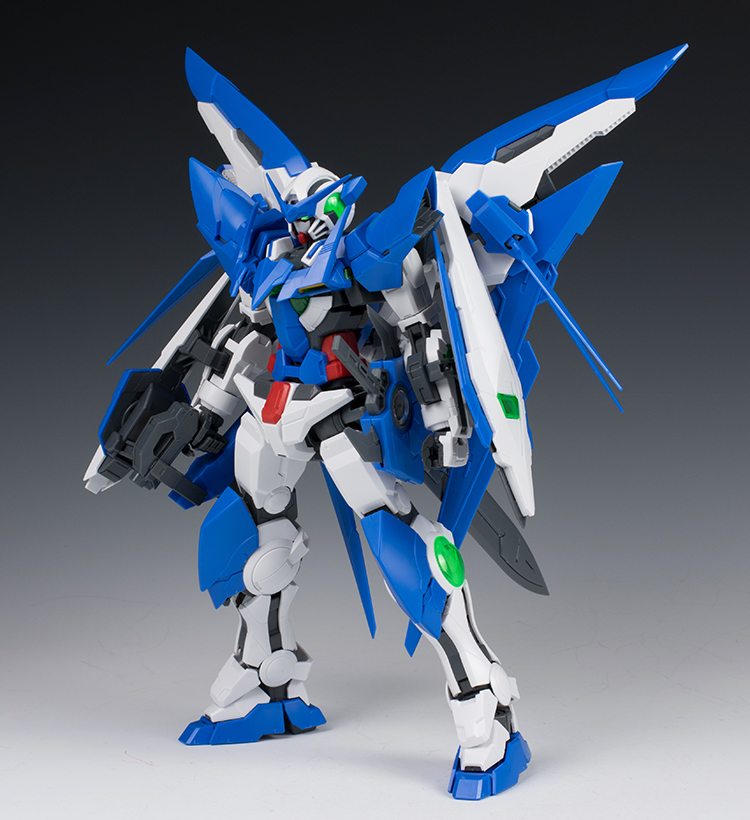 Review: P-Bandai: MG 1/100 Gundam Amazing Exia by SCHIZOPHONIC9