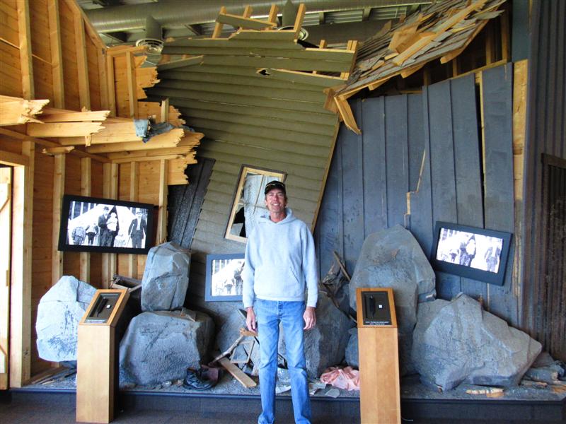 Frank Slide: Canada's Deadliest Rockslide - HAERR TRIPPIN'