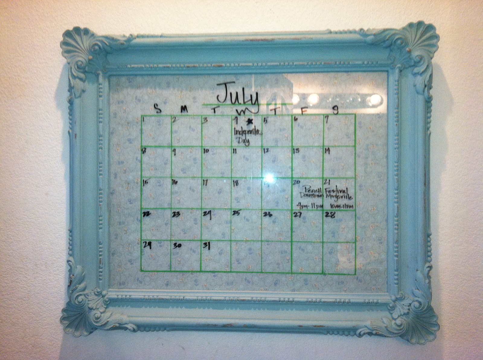 Shabulous: A Fancy Dry Erase Calendar