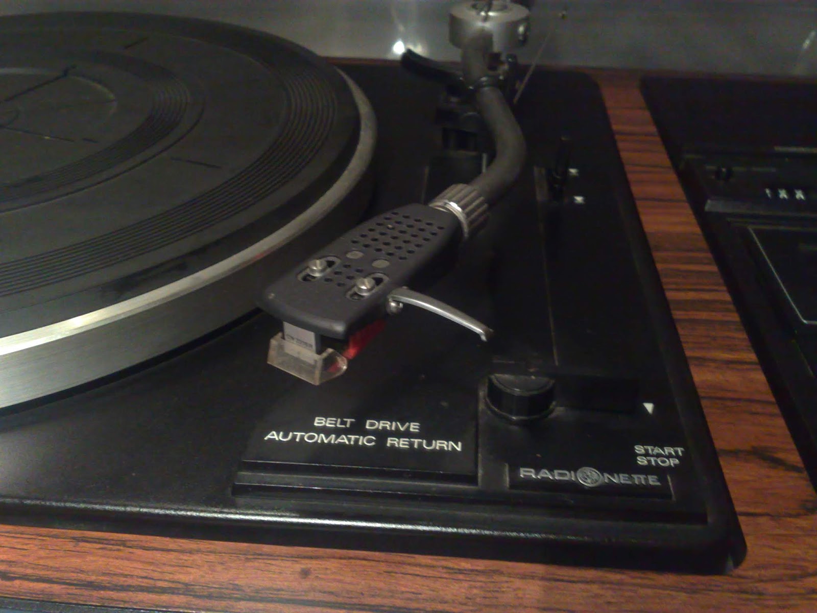 TOM's TECH TOYS: SOUNDMASTER