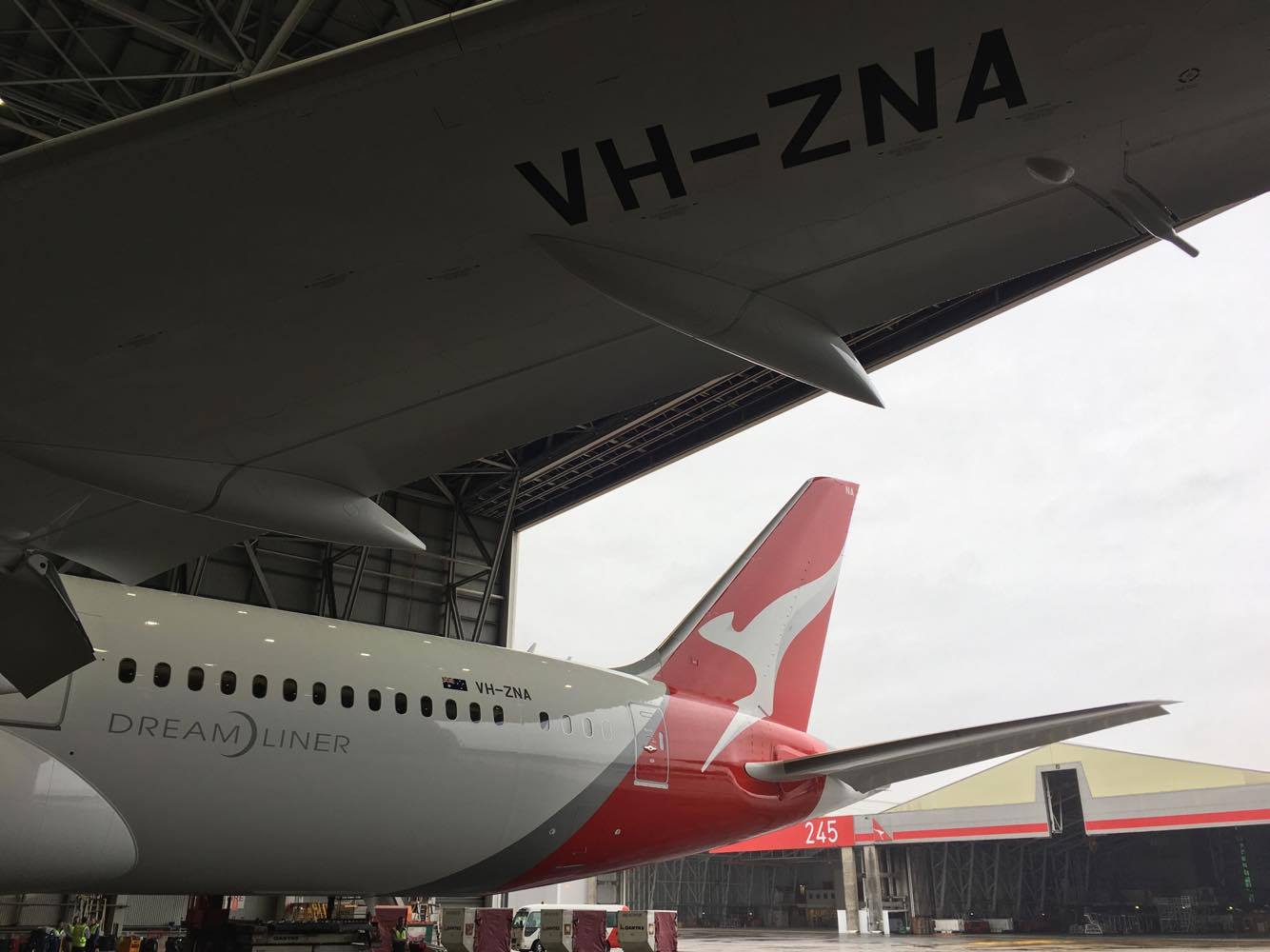 Central Queensland Plane Spotting: Qantas Airways Boeing B787-9 ...