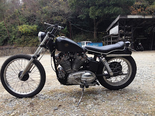 還暦すぎたおっちゃんが古いバイクと戯れ之図: 1965 XLCH for sale