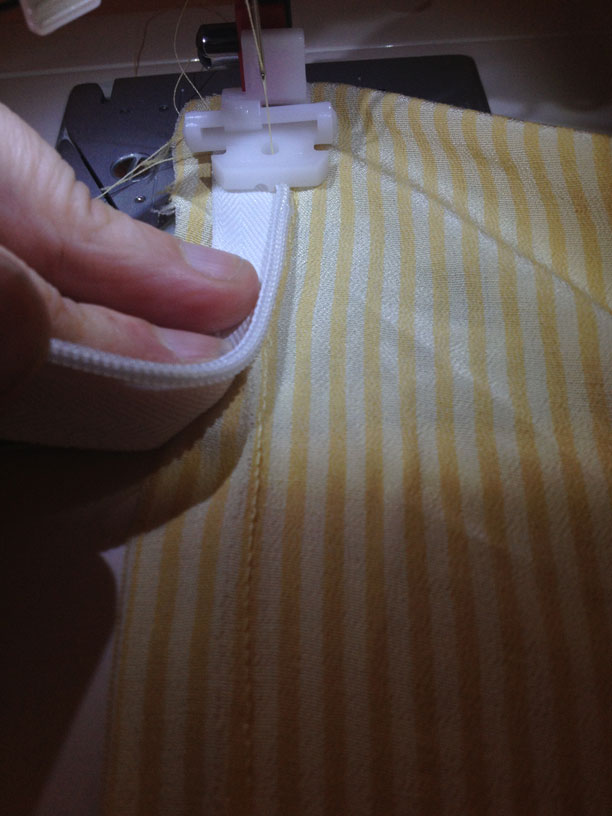 Universal Zipper Foot at Stella Bowles blog