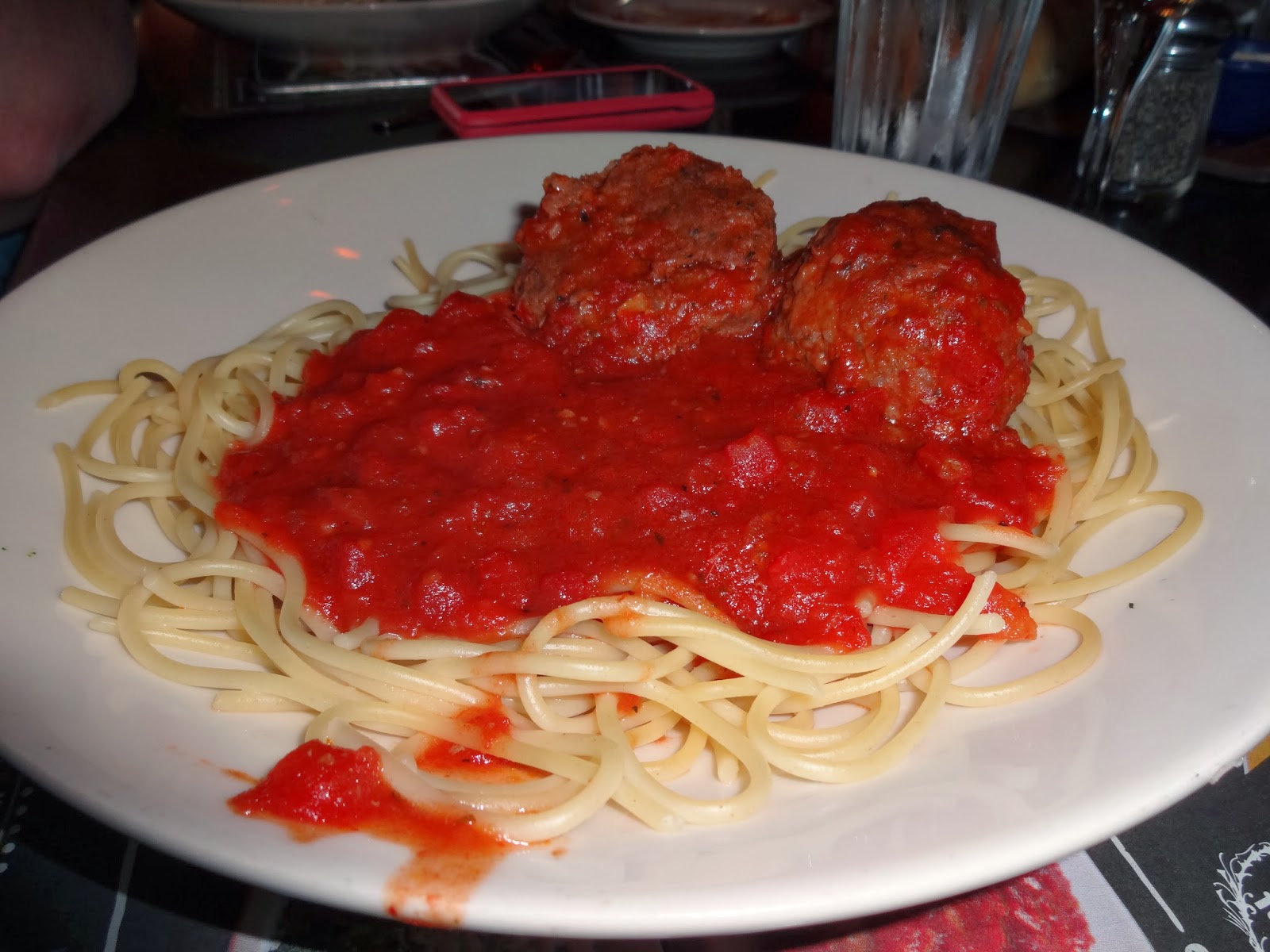 Eating My Way Through OC: Doing Some Work at Spaghetti Factory