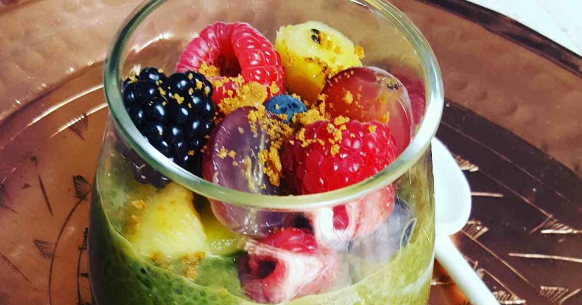 Matchia pudding aux fruits frais