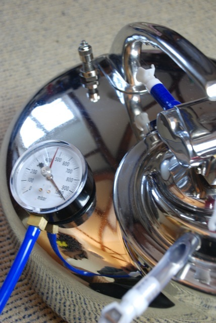 Rubber Canuck: SeriousKit "Special Order" Vacuum Suit