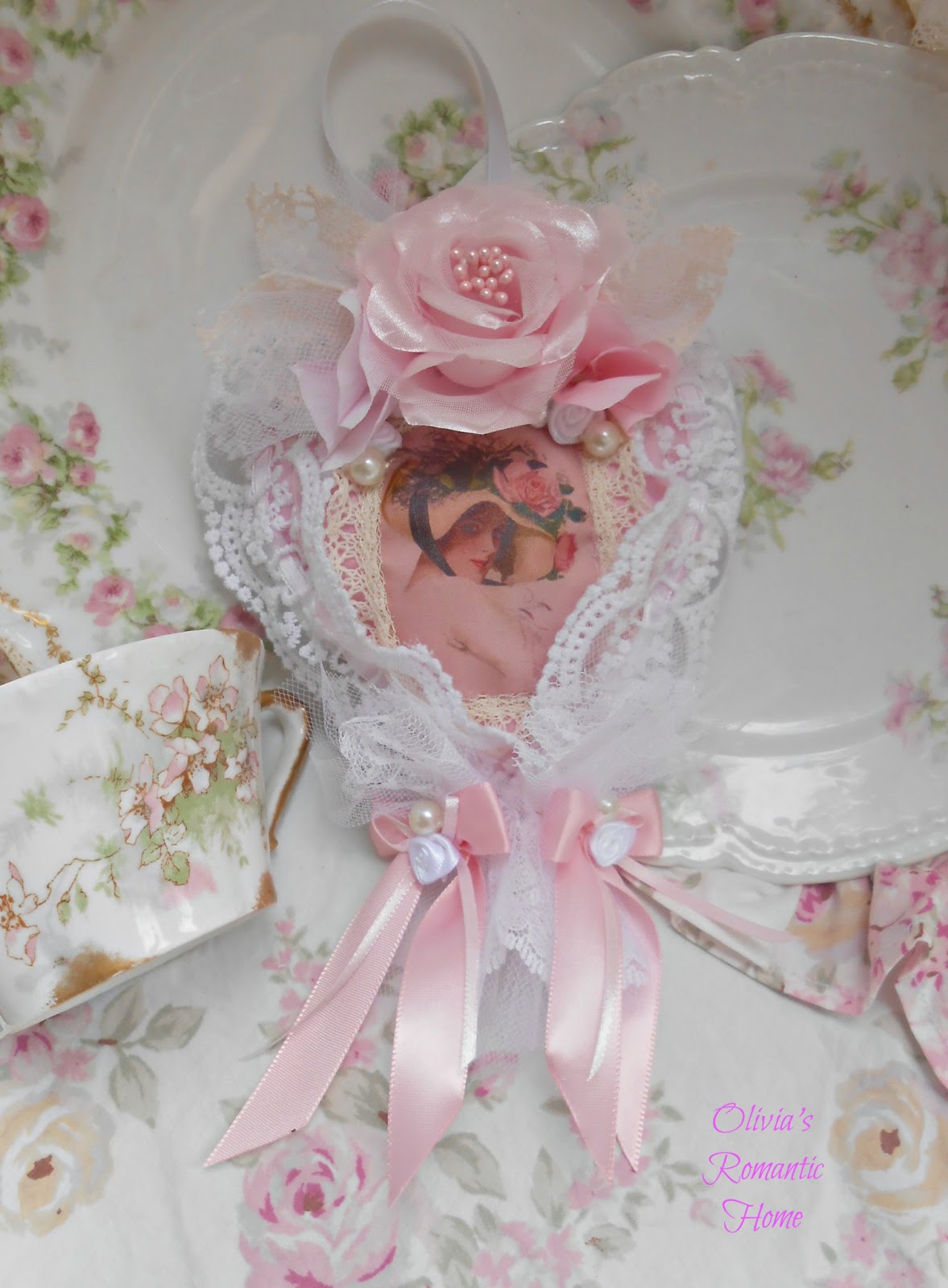 Olivia's Romantic Home: Victorian Sachets