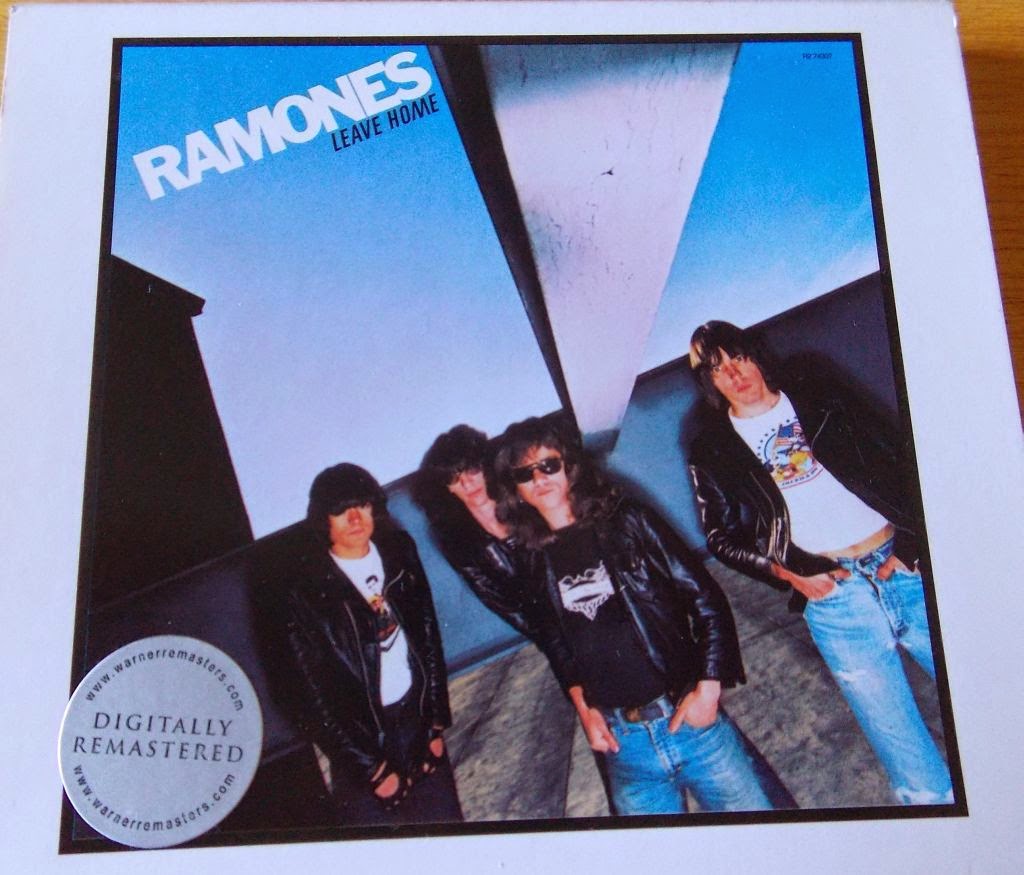 RAMONES CD`S