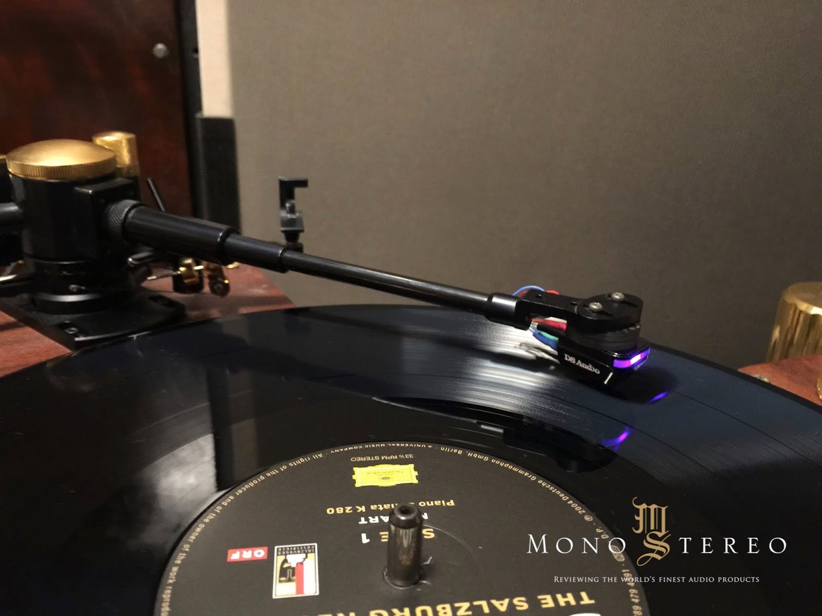 DS Master 1 in a very special analog company – Ultimate High-Fidelity