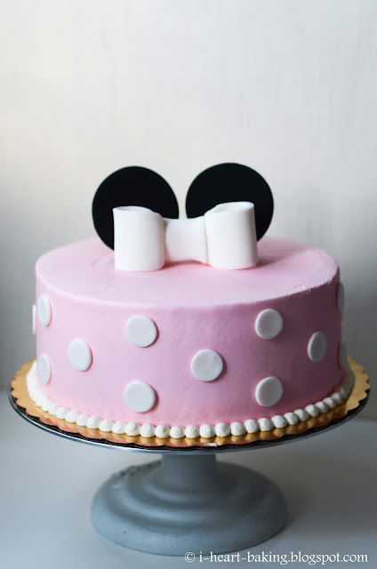 i heart baking!: minnie mouse cake