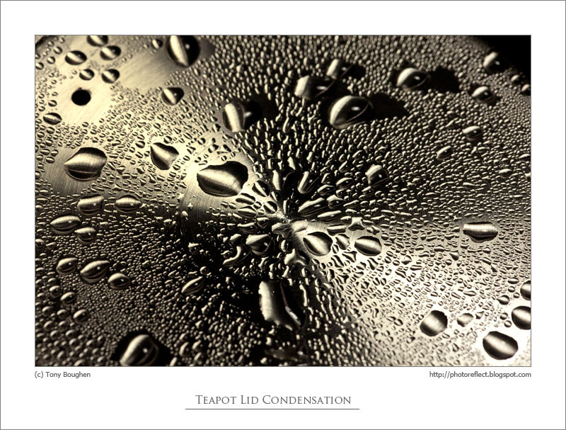 PhotoReflect: Condensation patterns