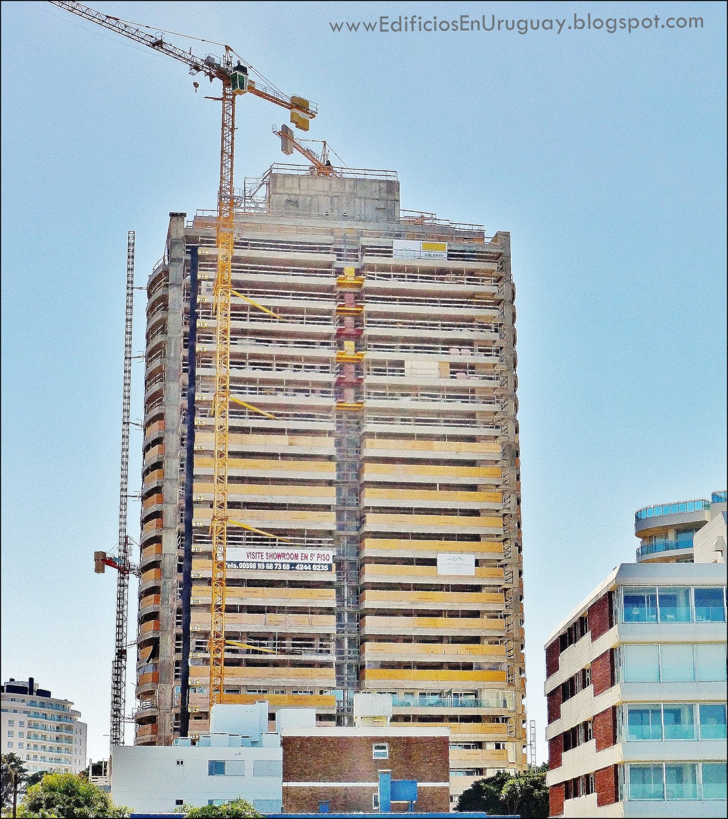 EL BLOG SOBRE LOS MEJORES PROYECTOS DE URUGUAY: Icon Brava Towers ...