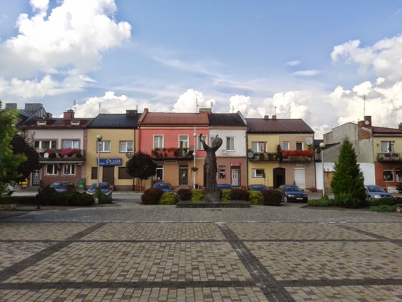 Świętokrzyskim szlakiem: CHMIELNIK