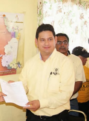 MUNDILLO POLITICO: 23 feb. 2014