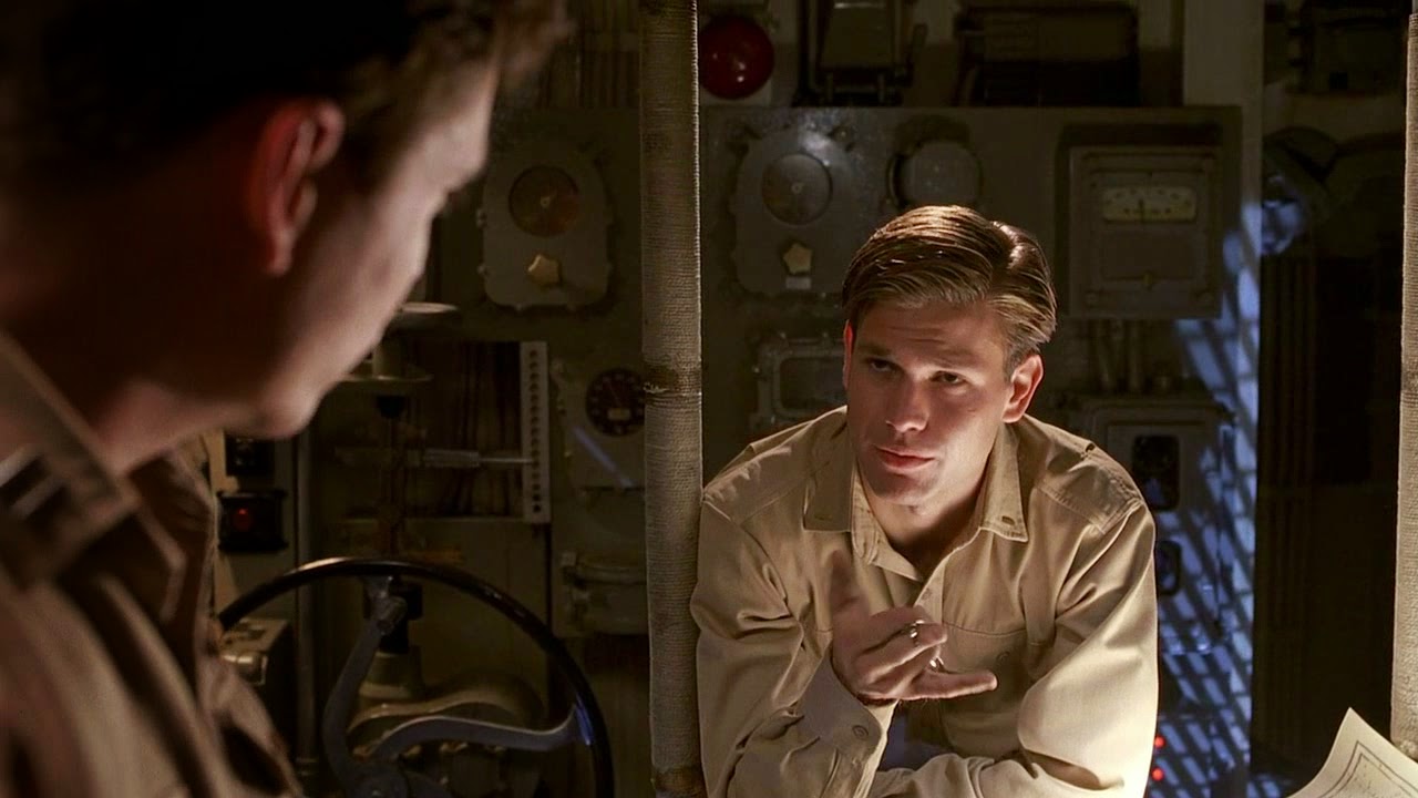 A Horror Diary: Review: Below (2002)