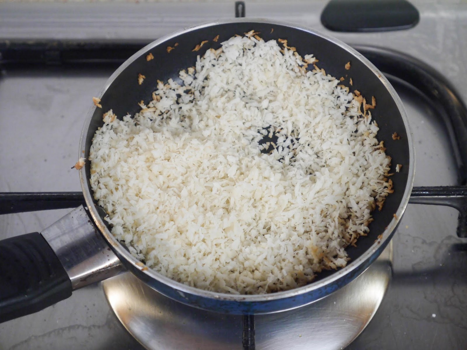 This Muslim Girl Bakes: Vada Pav Sandwiches.