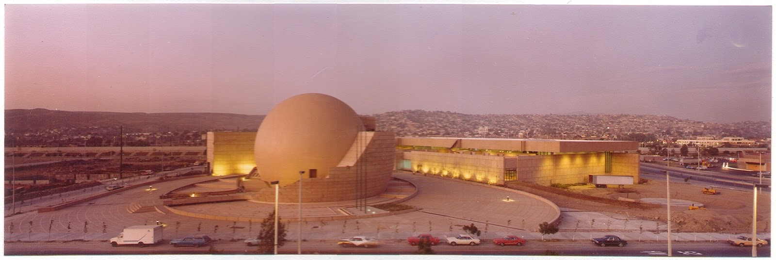 Centro Cultural Tijuana - CECUT: Cumple el CECUT 33 años de promover el ...