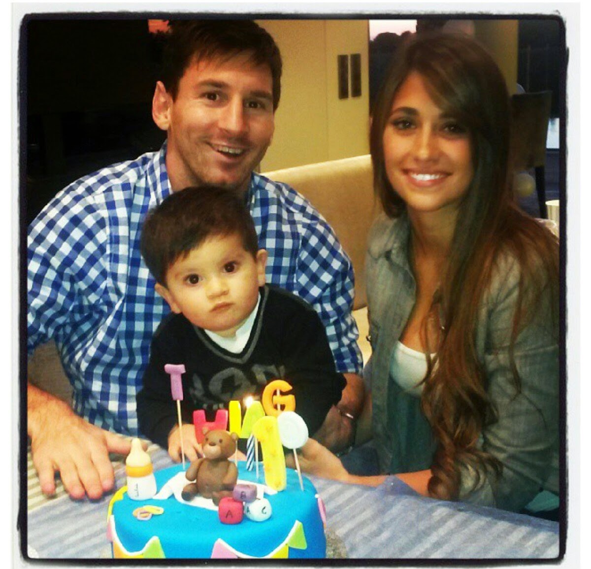 Thegoalmac Blog: PHOTOS:Meet Messi's Parents,Siblings,Son And Girlfriend