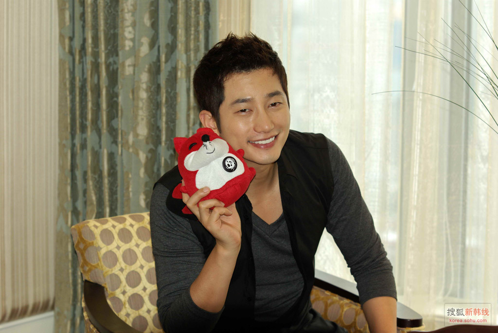 PARK SIHOO THAI FAN CLUB: 2010 SOHU Interview