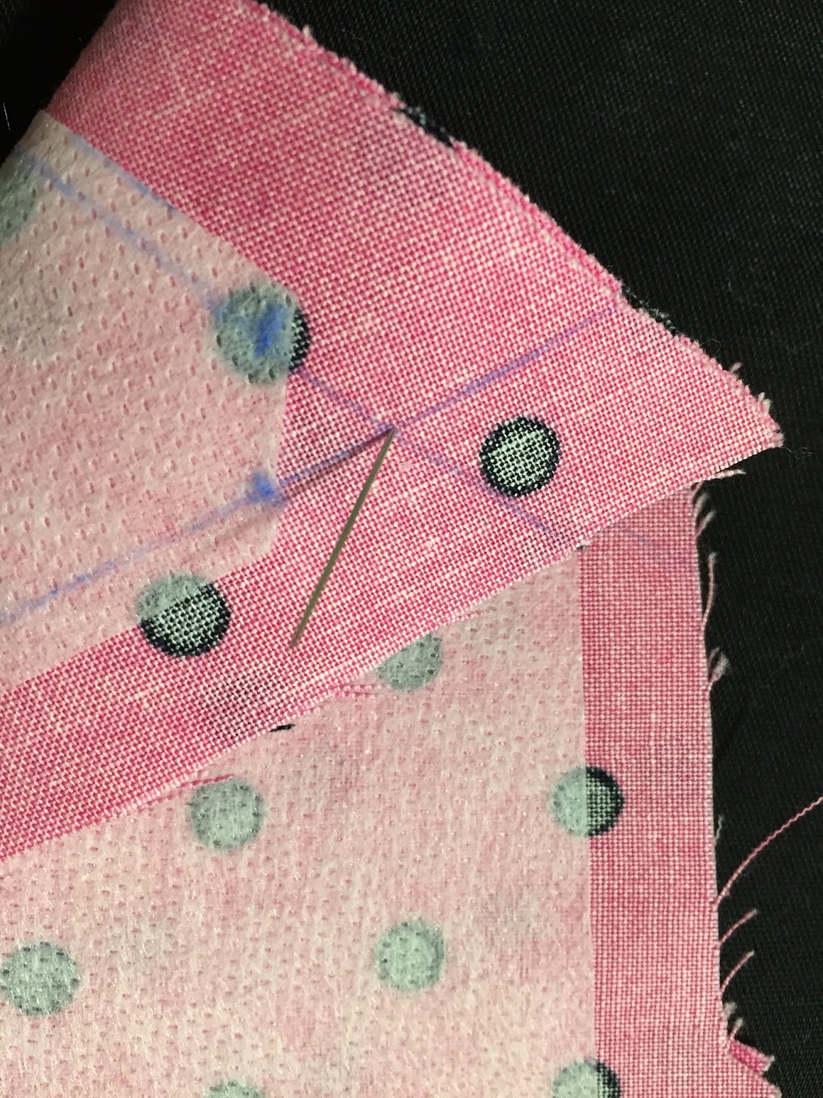 sewcreatelive: Sewing the Butterick 6085 Blouse