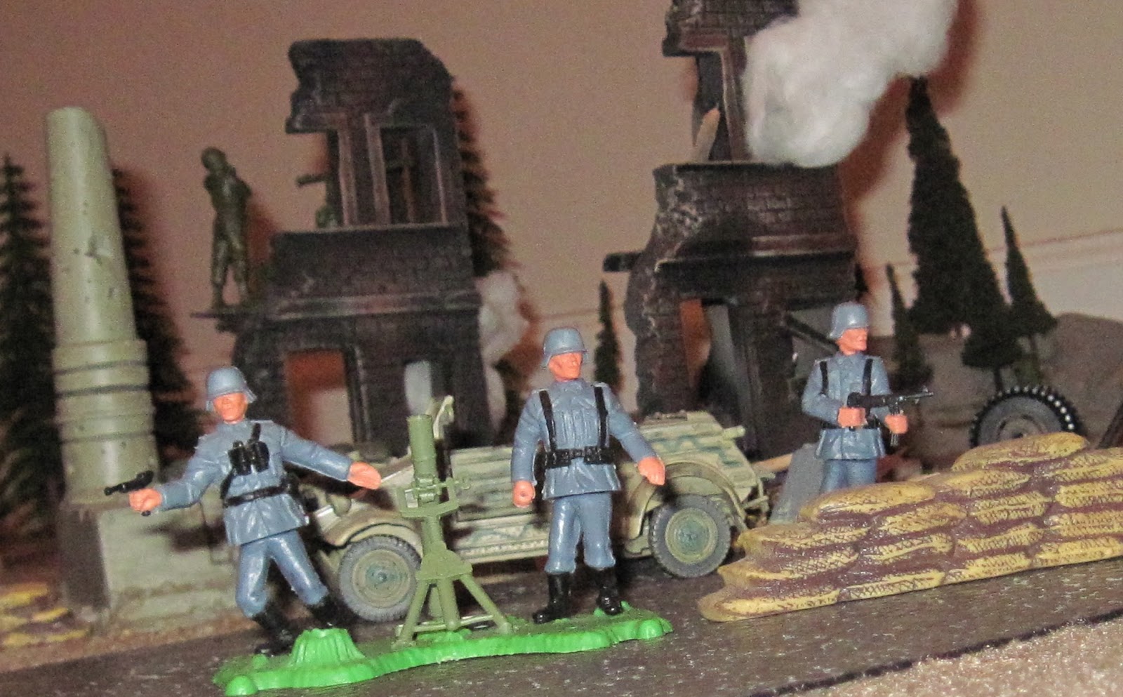 Fort Apache Supersized: Timpo's "Beachhead Invasion" playset
