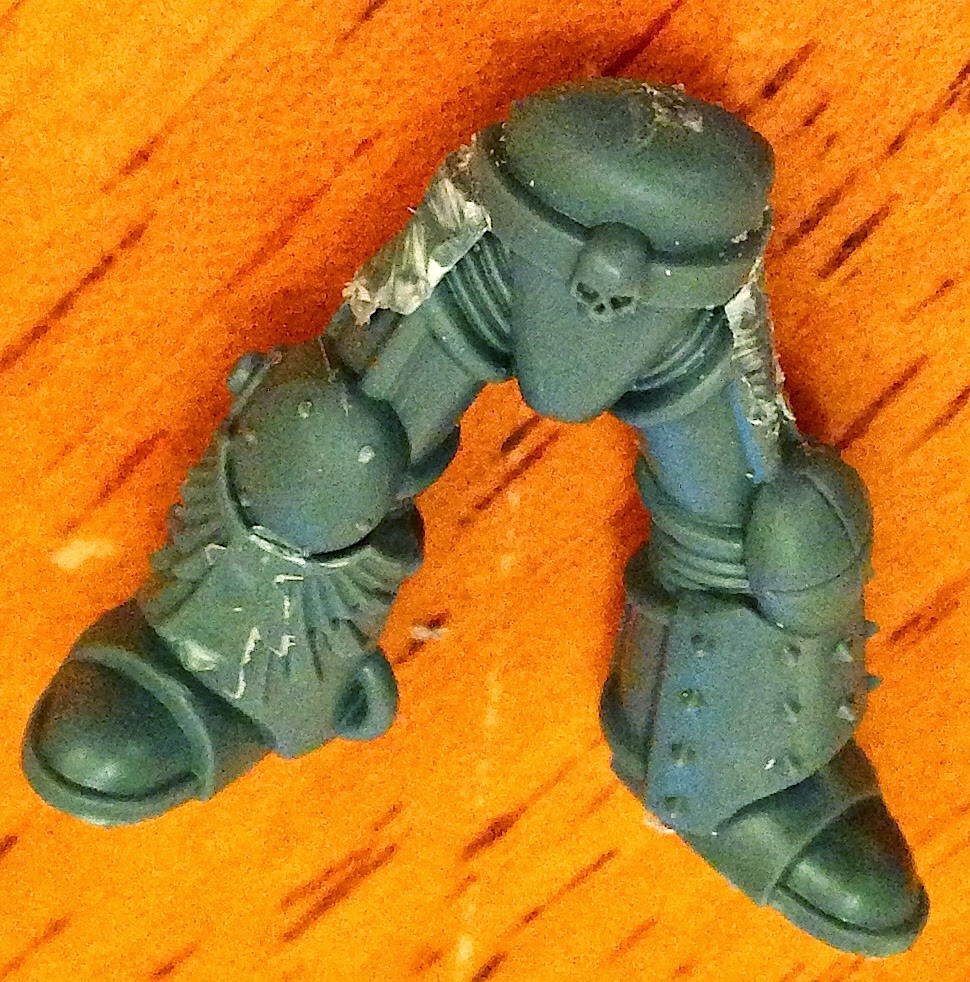 Warpstone Flux: Truescale 40k Marine Legs