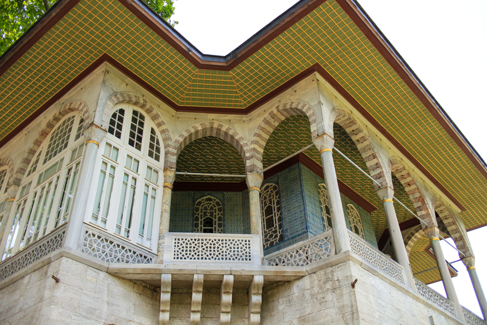 ink + adventure: the textures + patterns of Topkapi Palace