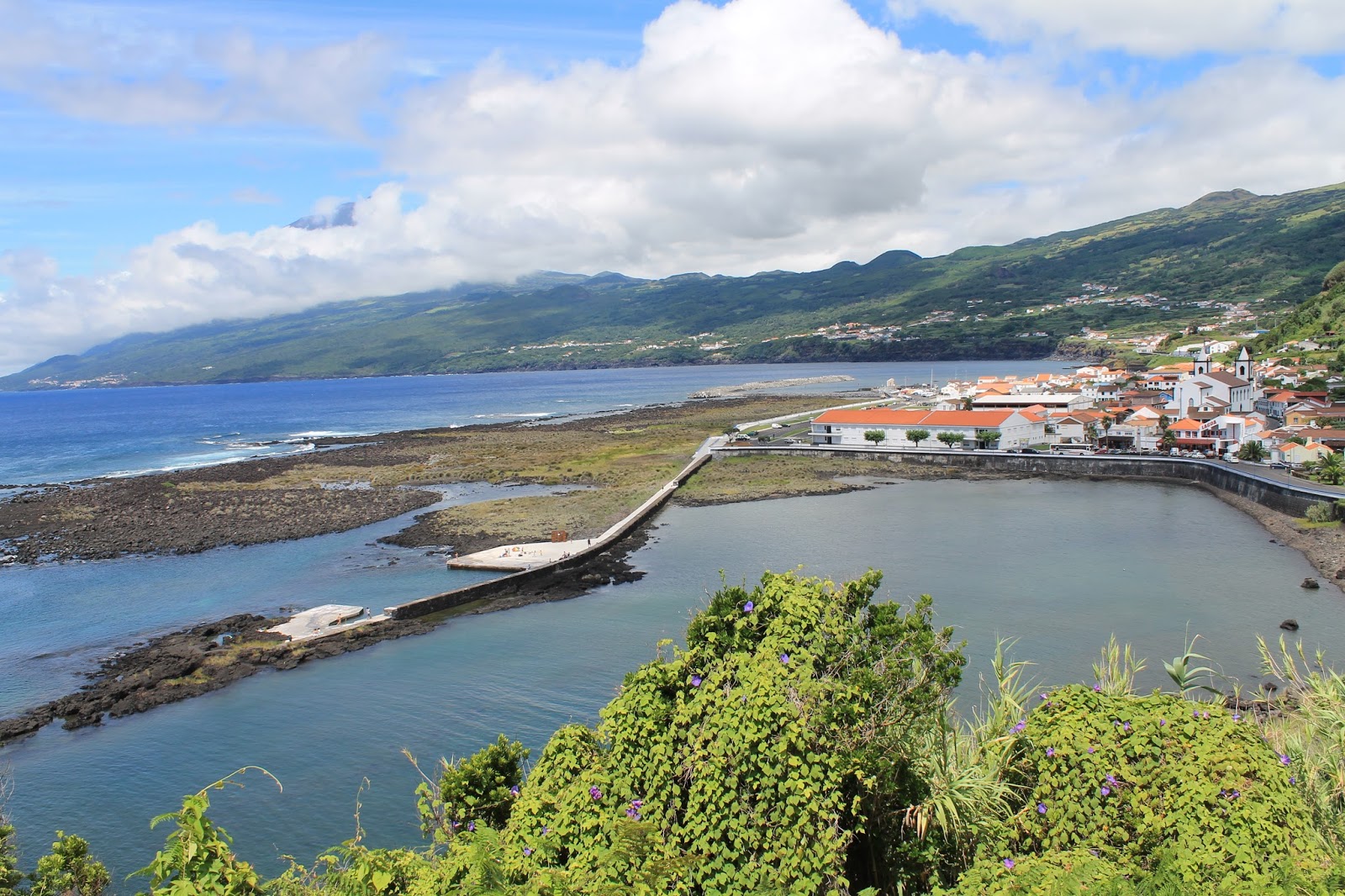 Vou a Troia e já venho: Lajes do Pico