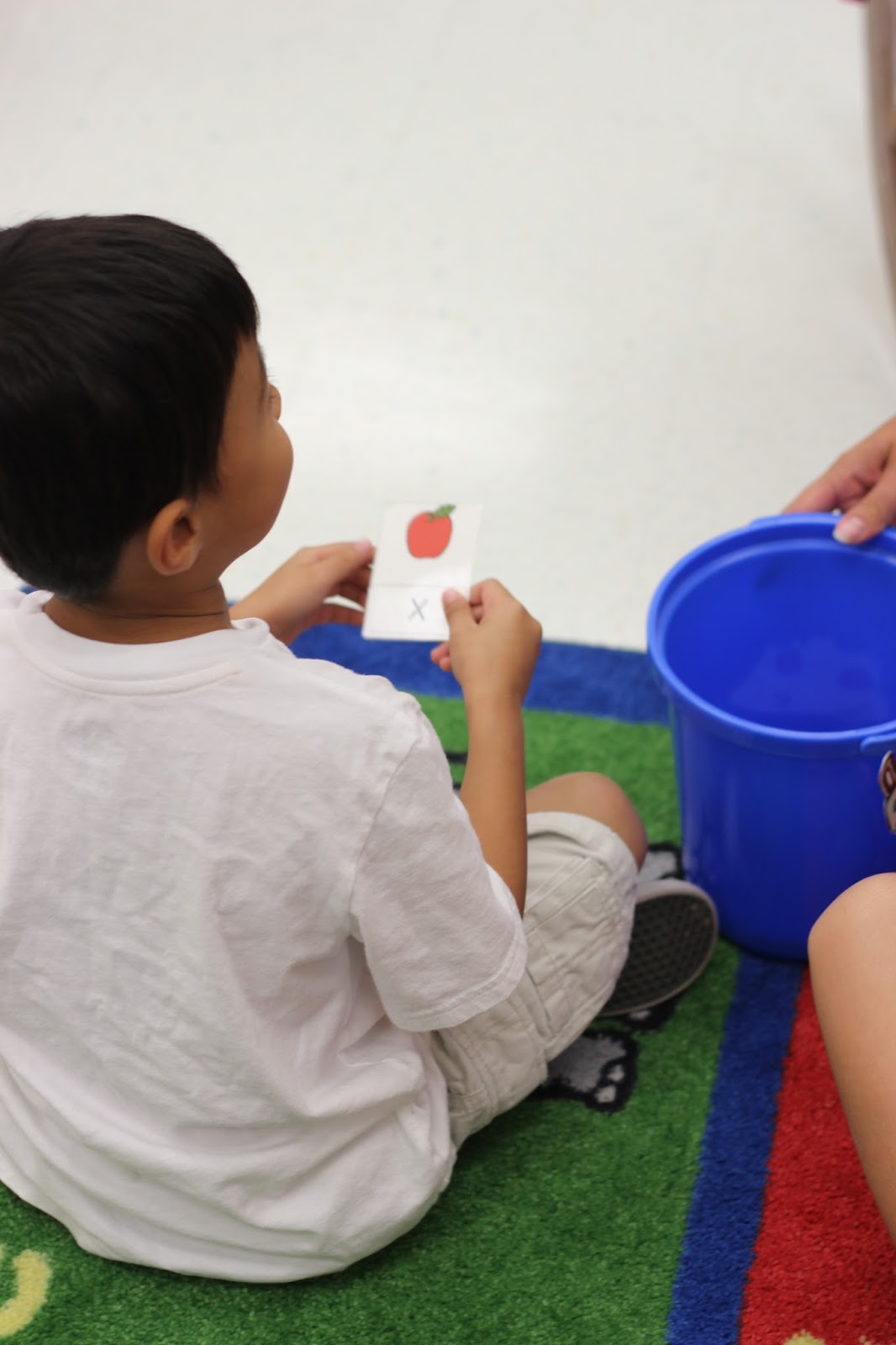 Kindergarten Smiles: Apple Day