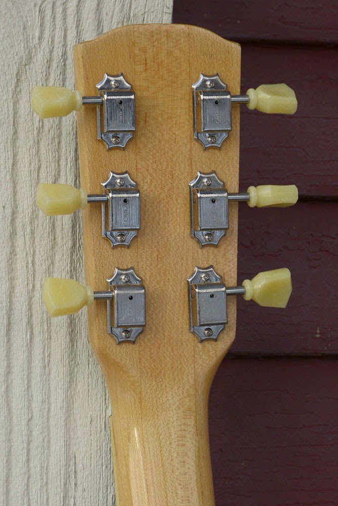 2000s Alvarez AD65CE Hollowbody Electric/Acoustic Guitar