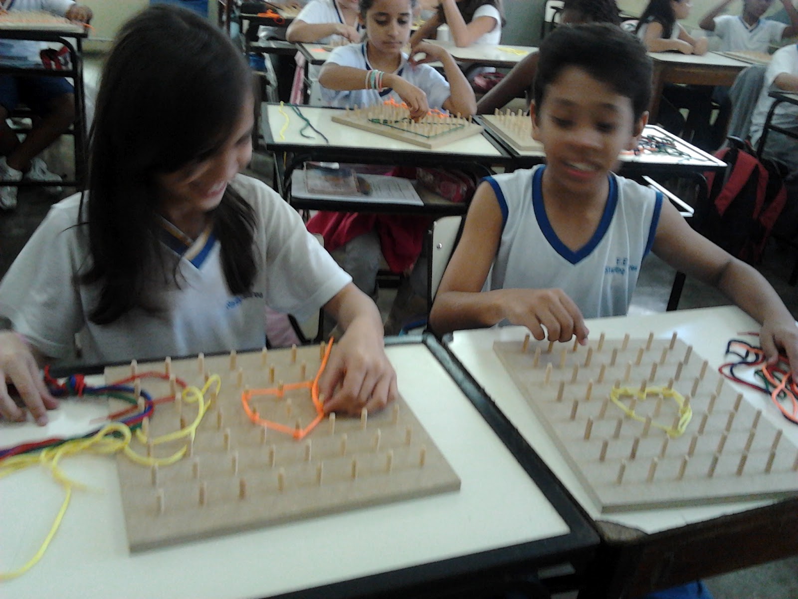 E.E.GERALDO STARLING SOARES: USO DE MATERIAL CONCRETO FACILITA A ...